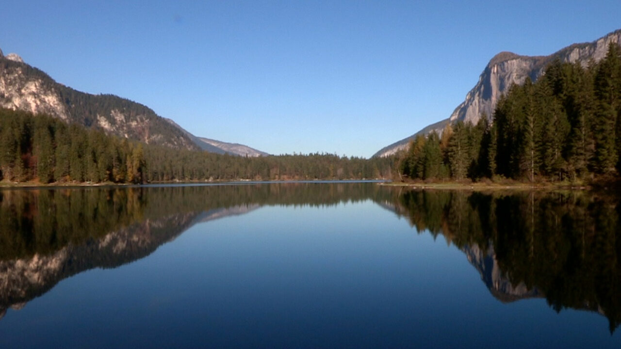 Lake Tovel - Peer.tv