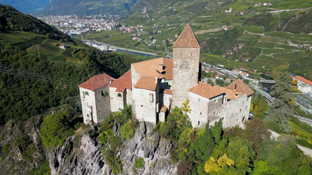 Castel Cornedo - Peer.tv