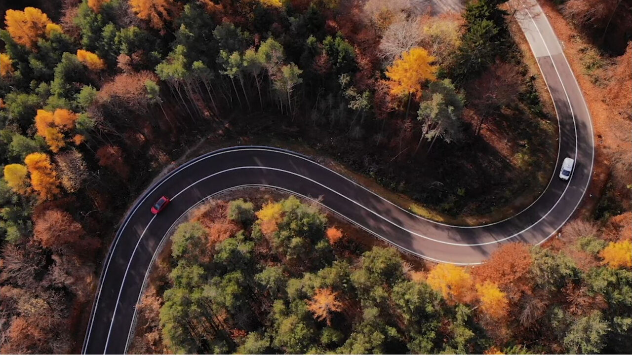 Autumn at the Mendola Pass - Peer.tv